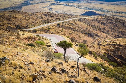 🛣️ How to Safely Drive Down Spreetshoogte Pass