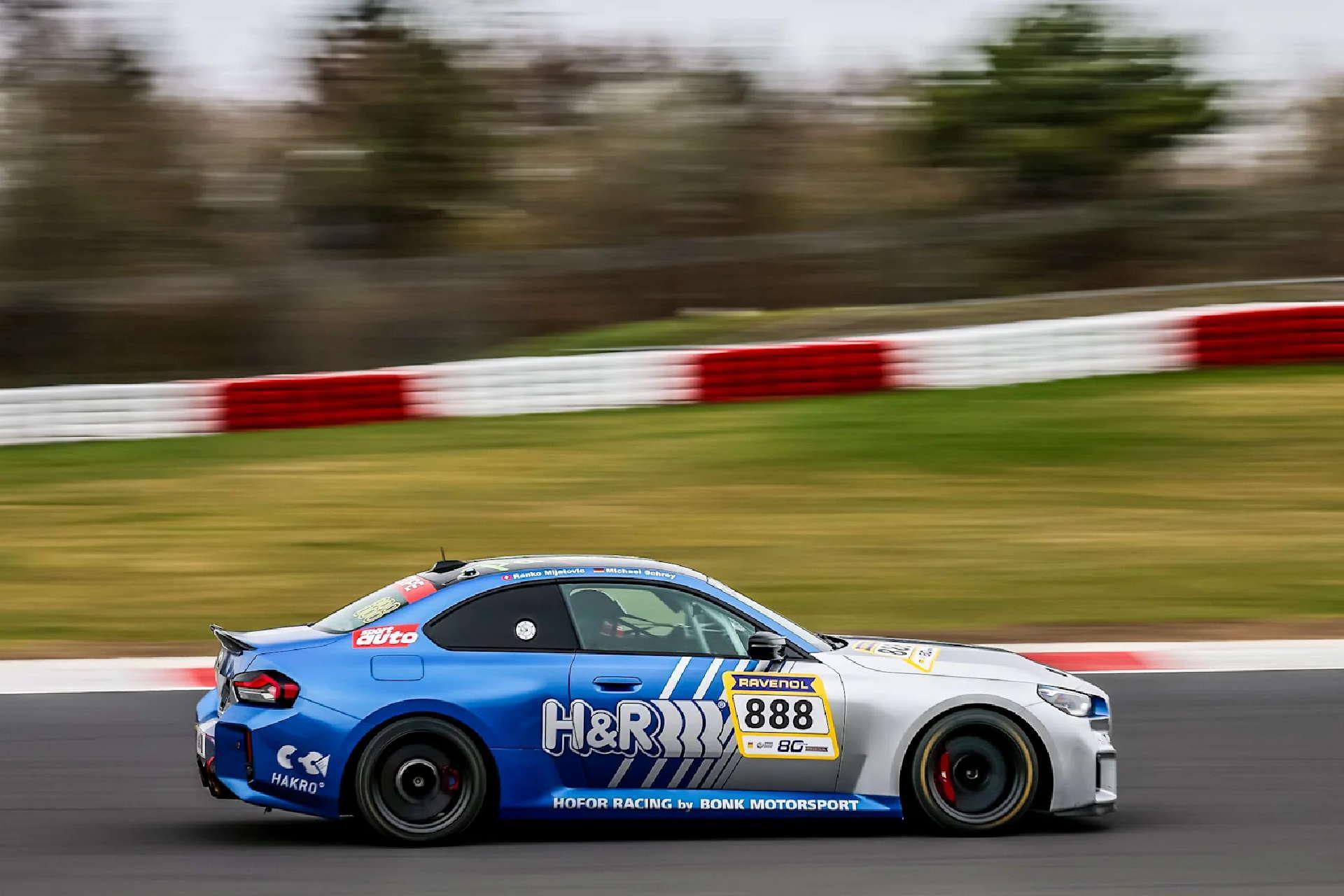 Bonk Motorsport ficha por el BMW M2 Cup con dos pilotos de quince años