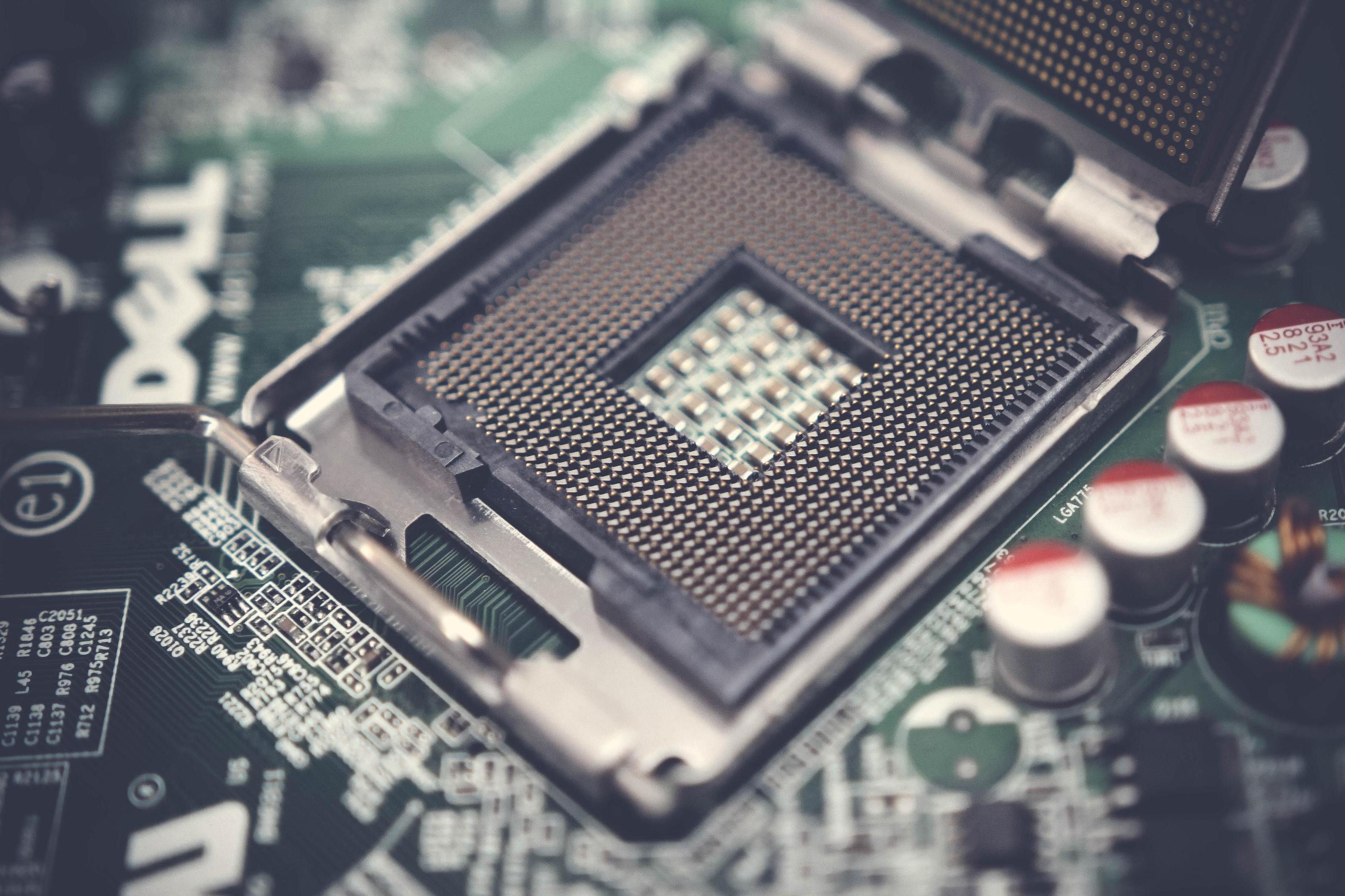Cerámicos Piezoeléctricos: fundamentos, tipos y aplicaciones
