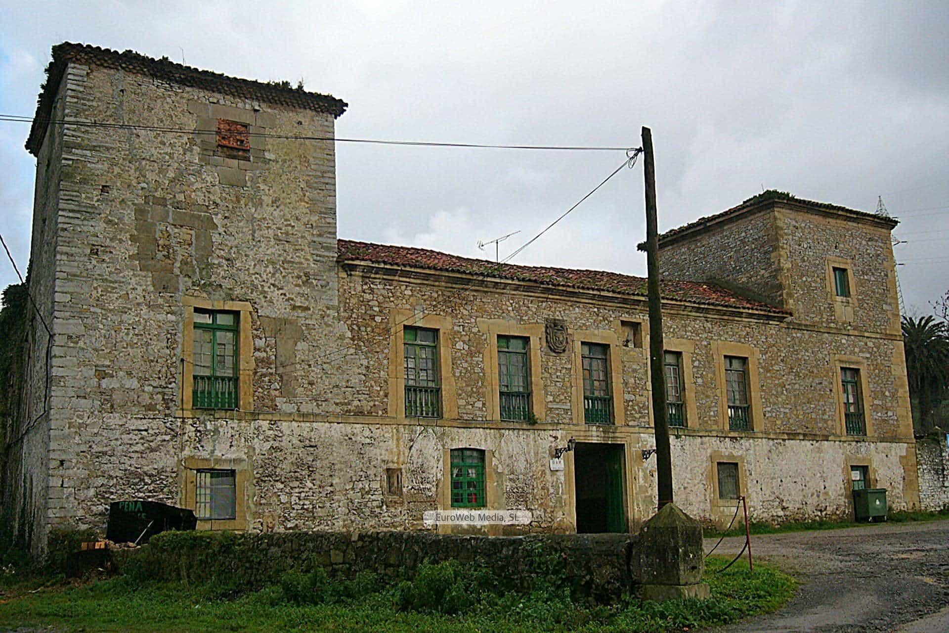 Palacio de Trasona o de los Rodríguez de León