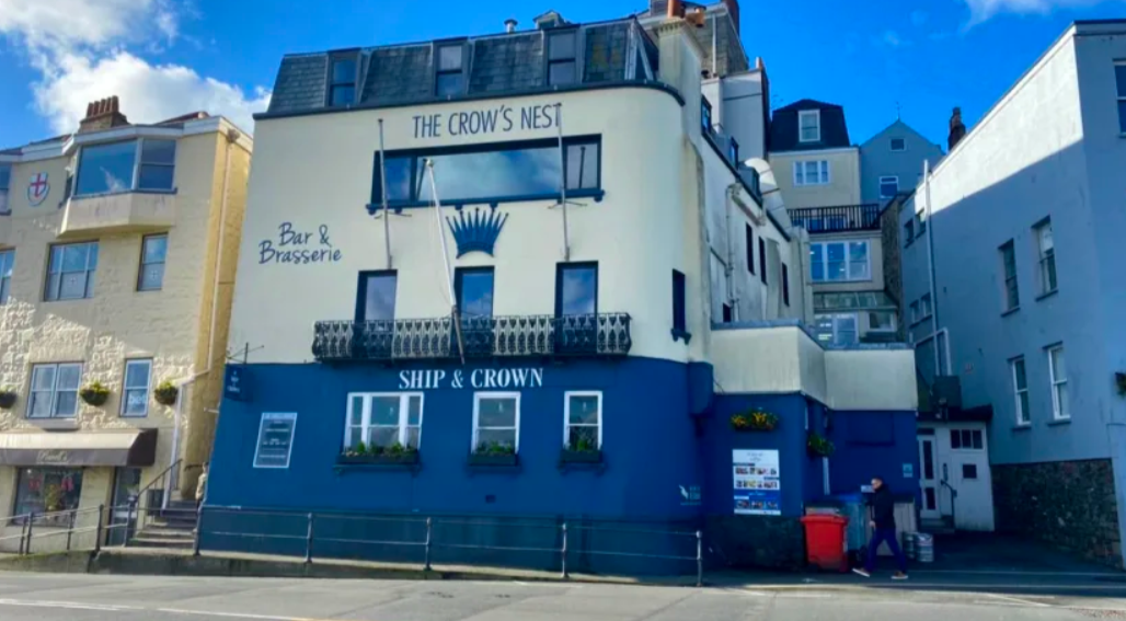Ship & Crown Pub