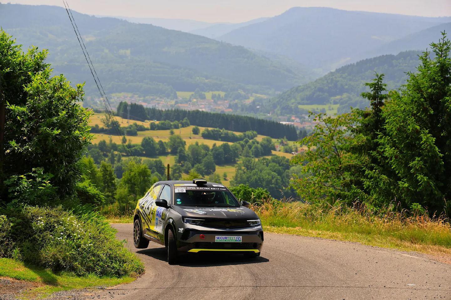 El ADAC Opel GSE Rally Cup estrena el Mokka GSE Rally en los Países Bajos