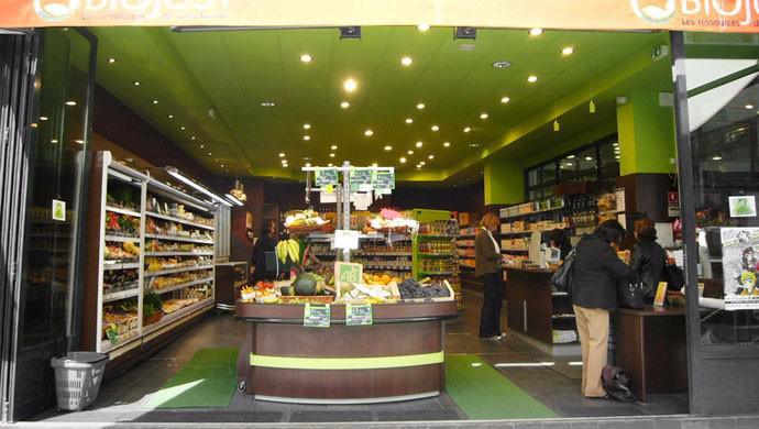 Bio: la guerre entre les magasins spécialisés et la grande distribution ...