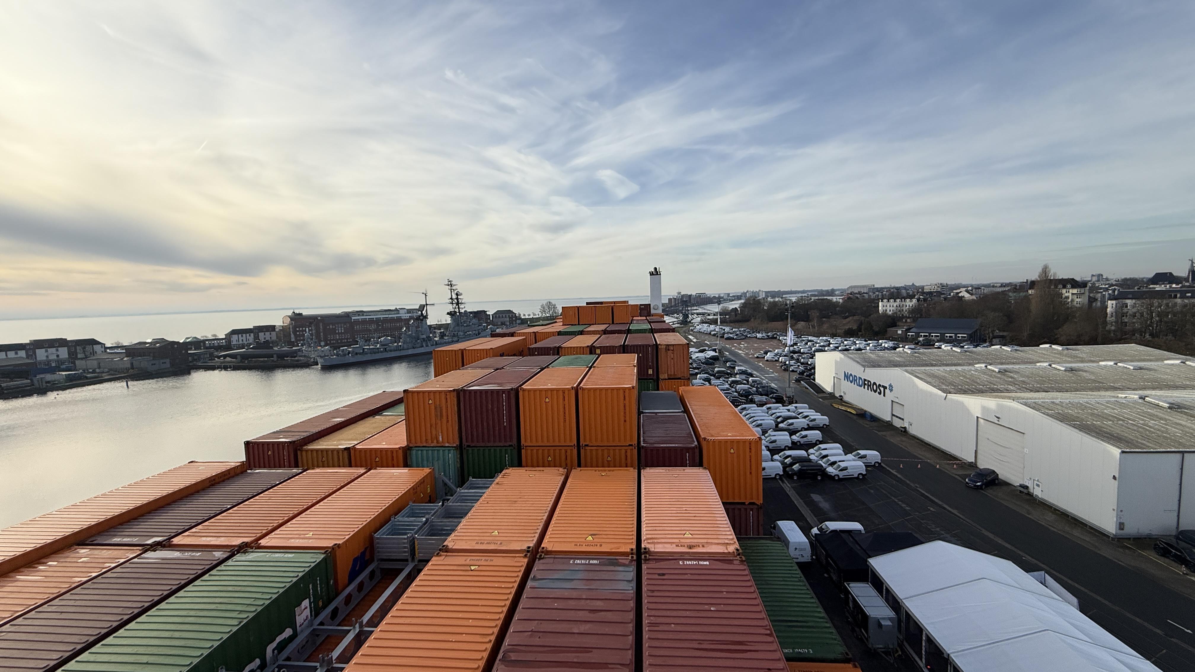 Großer Bahnhof am Kai: Rike J in Wilhelmshaven getauft