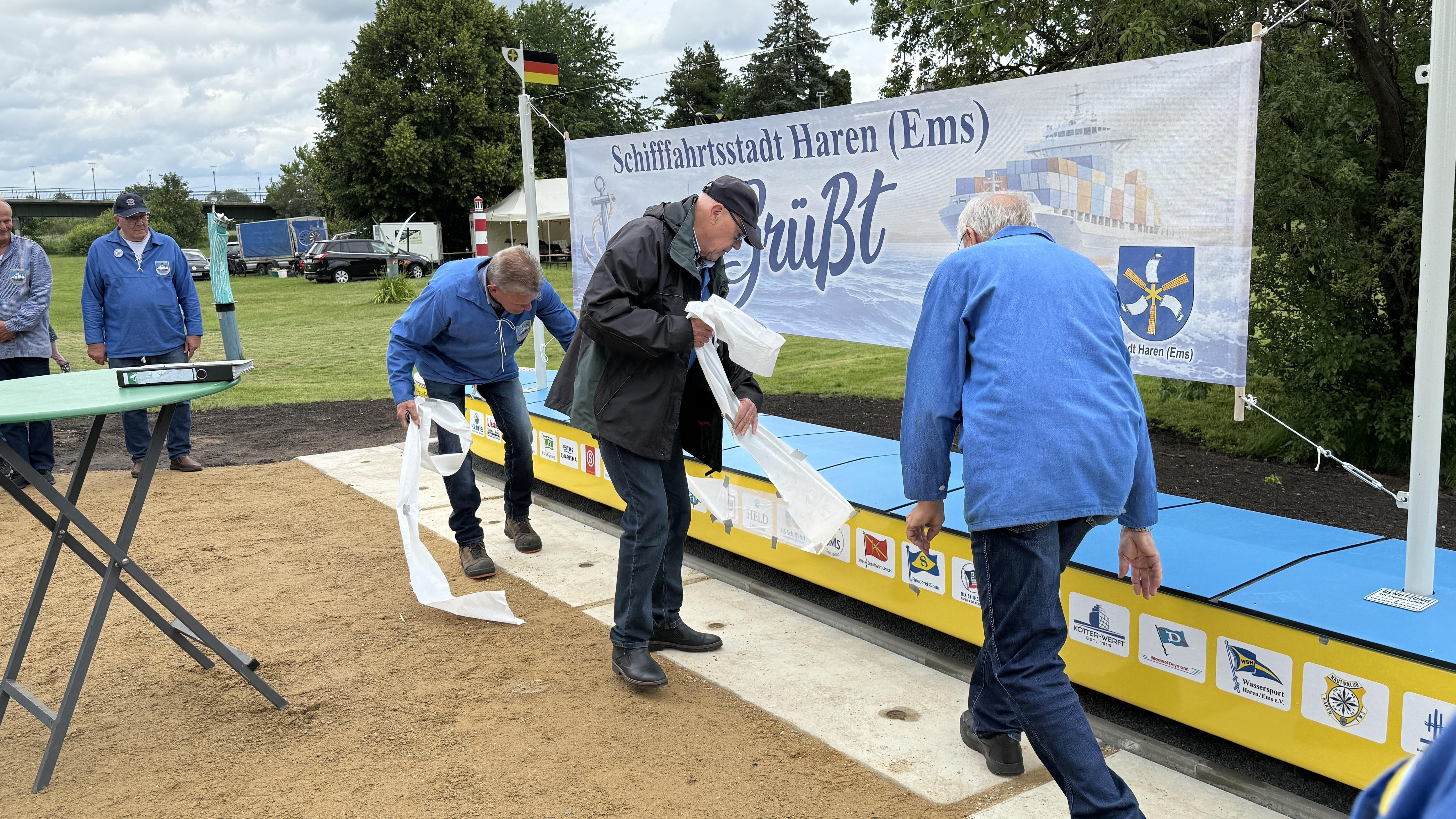Eine neue Schifffahrtsbank für Haren