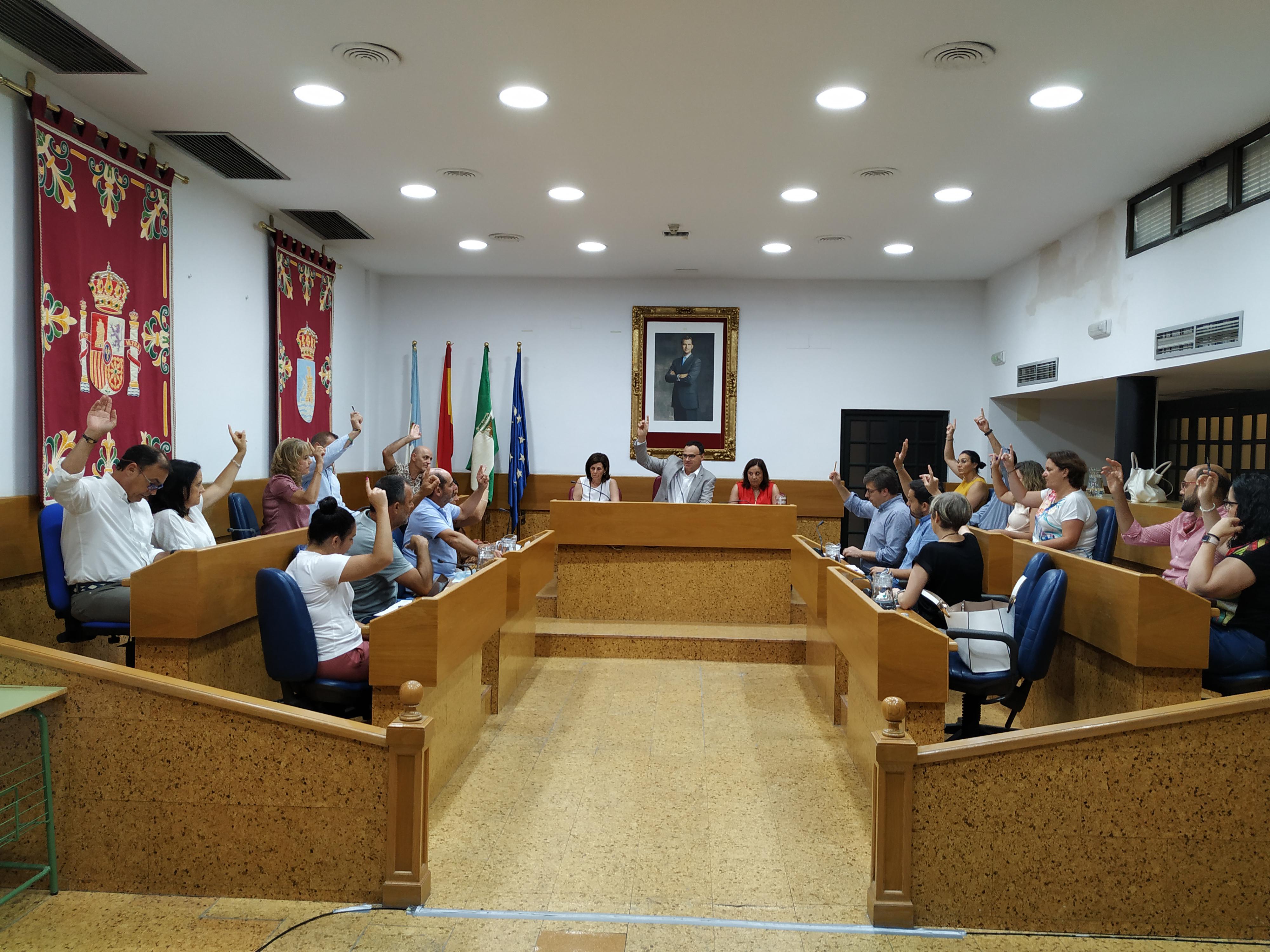 El Pleno del Ayuntamiento aprueba el Acuerdo en favor del apoyo y la ... El Pleno del Ayuntamiento aprueba el Acuerdo en favor del apoyo y la ...